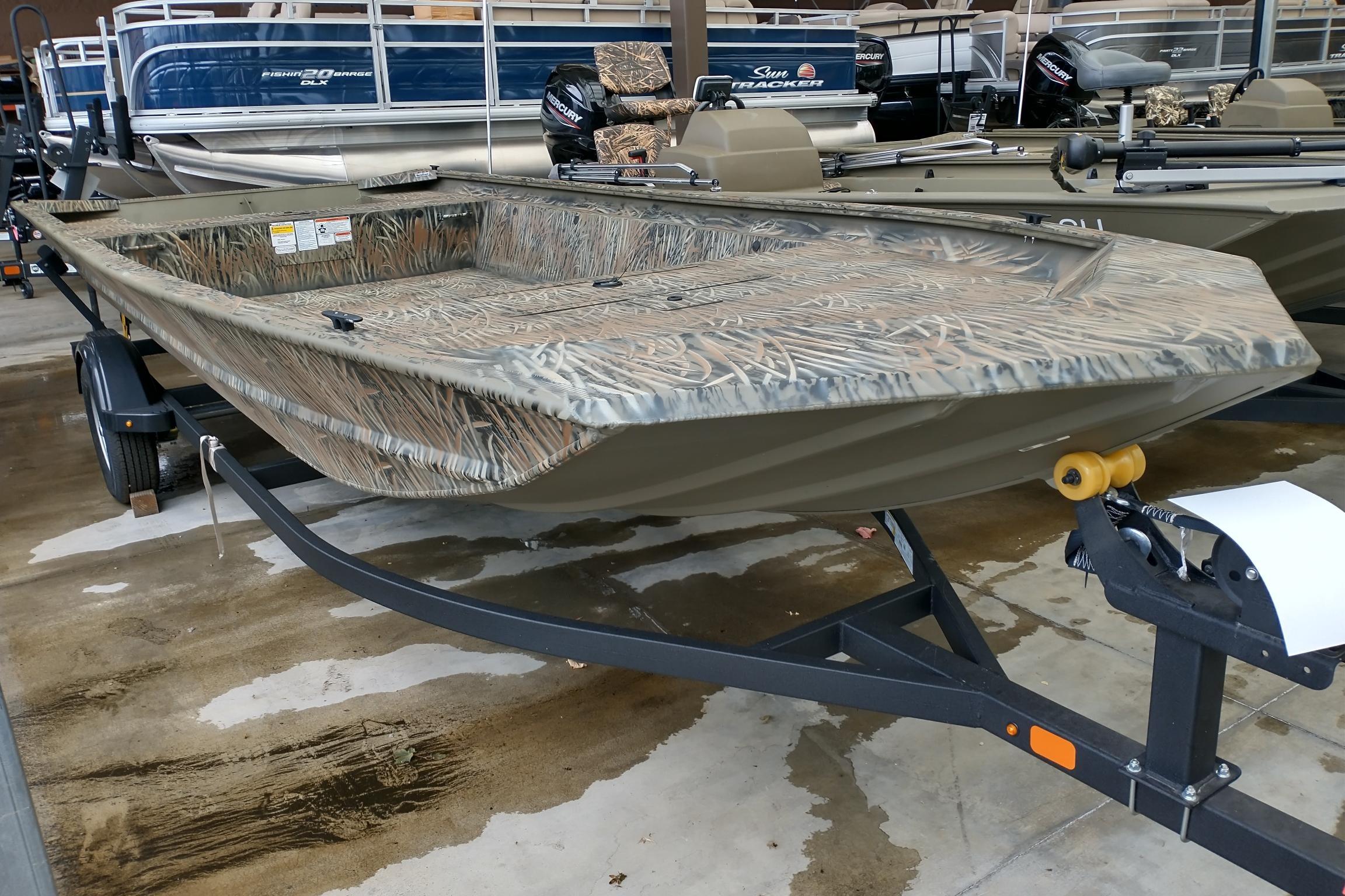 2026 TRACKER GRIZZLY 1860 UTILITY | Bass Pro Shops